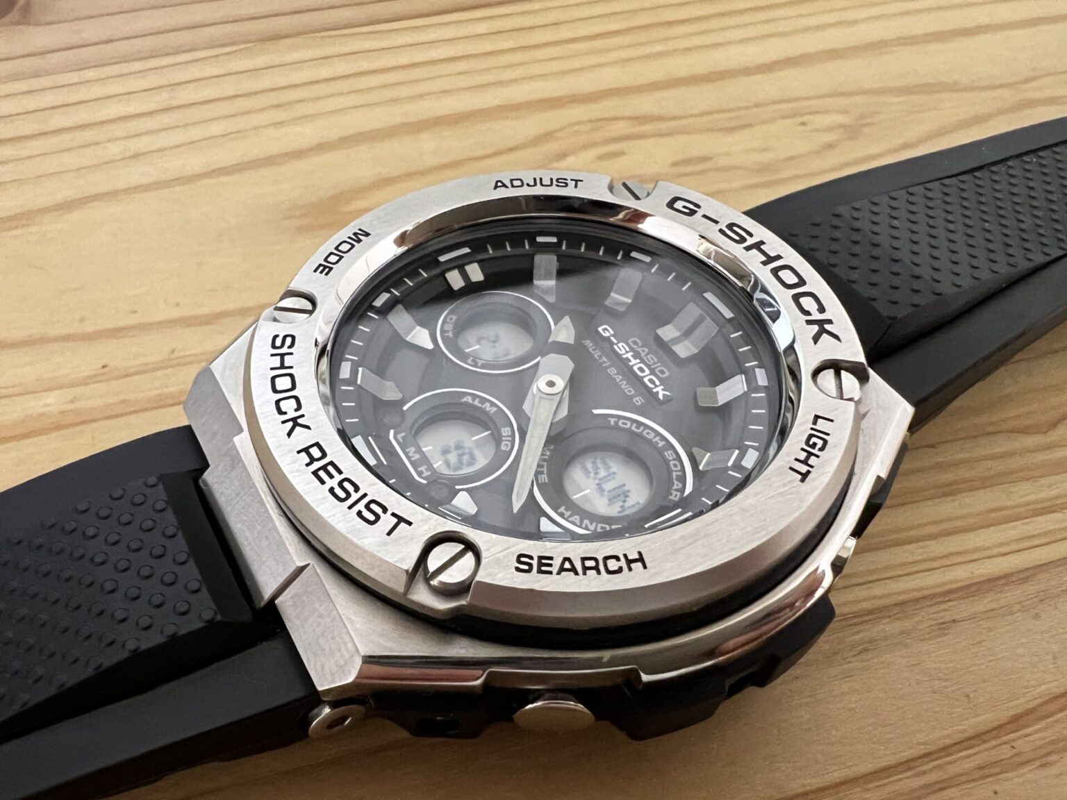 G-SHOCK G-STEEL ミドルサイズモデルGST-W310-1AJFをレビュー オンオフ使える最強時計 | 玉田光一 田舎のパパの子育てブログ