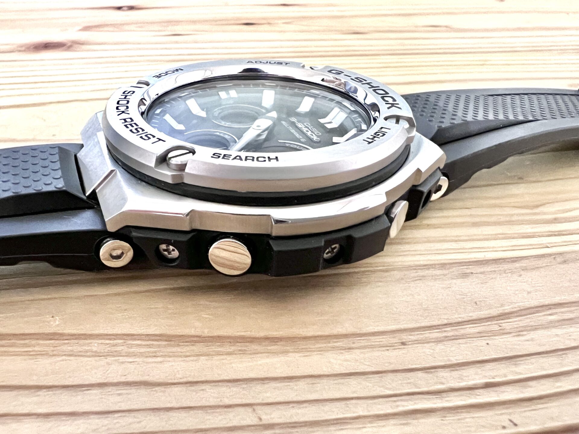 G-SHOCK G-STEEL ミドルサイズモデルGST-W310-1AJFをレビュー オンオフ使える最強時計 | 玉田光一 田舎のパパの子育てブログ
